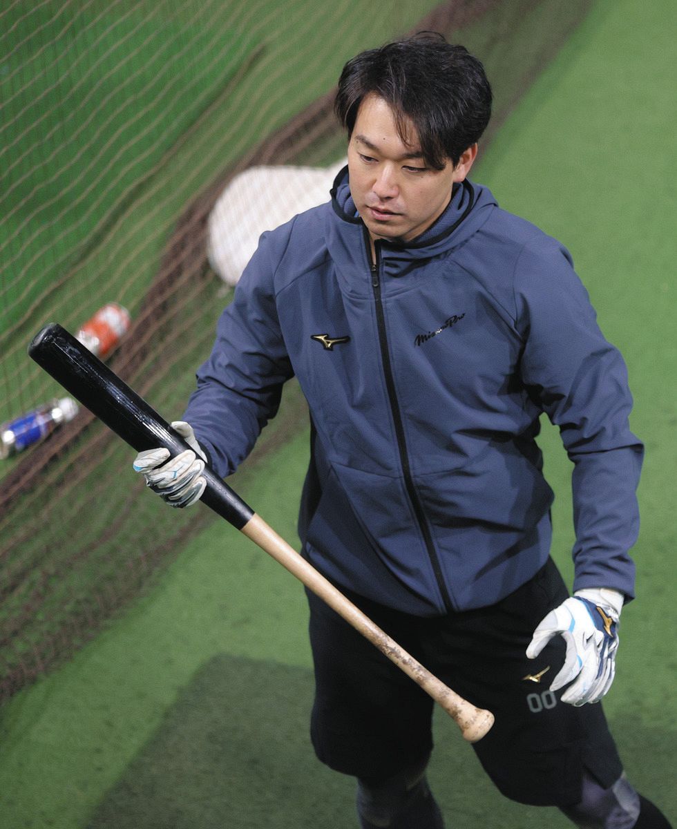 中日・山本泰寛、来季“出塁率3割”目標に向けてマシン打撃 「バットが体に巻き付くイメージ」で振り込む：ドラゴンズ情報
